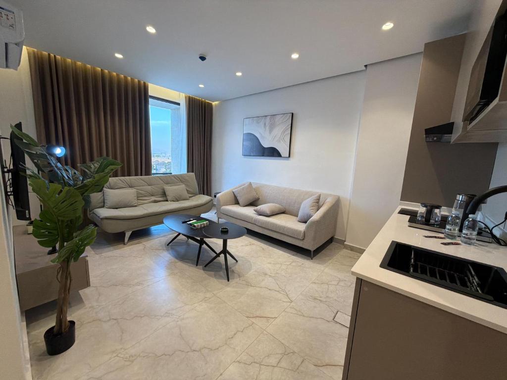 413 tara-JRE Jabal Al Lweibdeh with stunning view, Amman (nove cijene ...