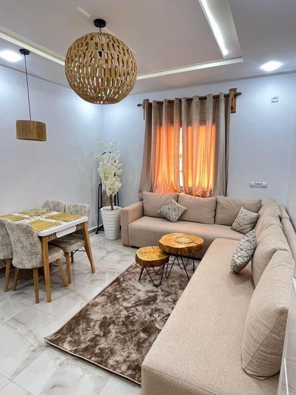 Cozy Modern Ap and tradition flair touch in Agadir, Agadir (precios ...