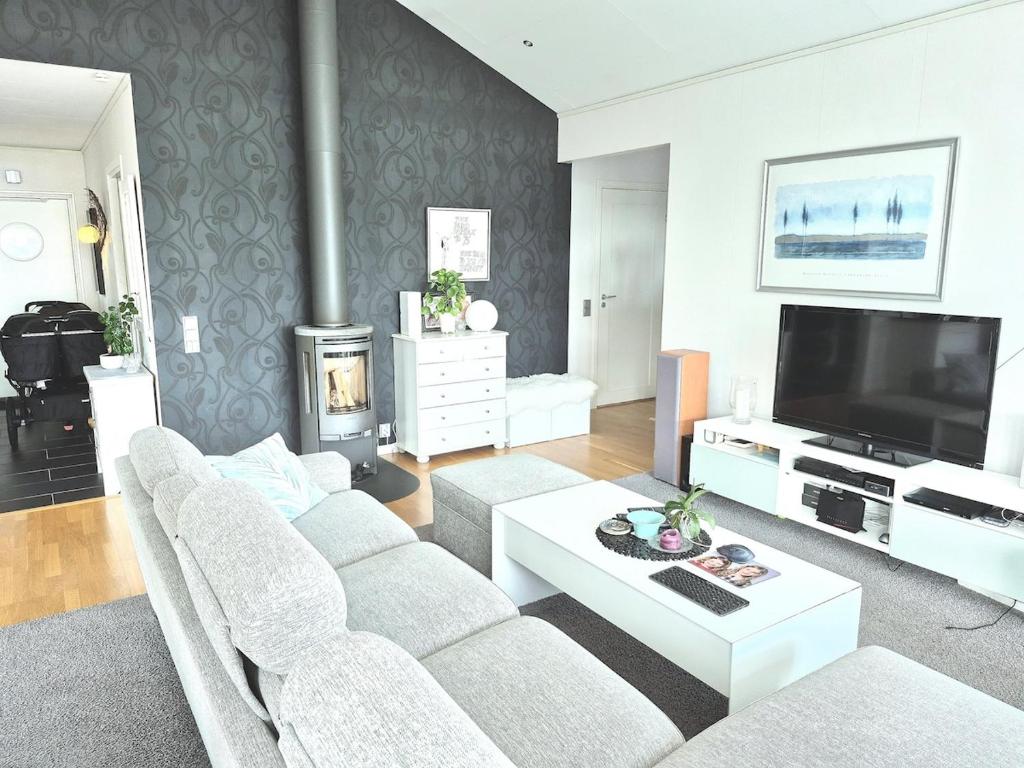 Nice villa with sea view in Bohuslän, near beaches and Hafstens resort ...
