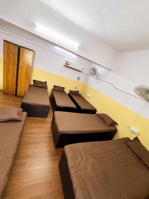 Uliving by Zenaura mansio PG hostel, Ahmedabad (updated prices 2026)