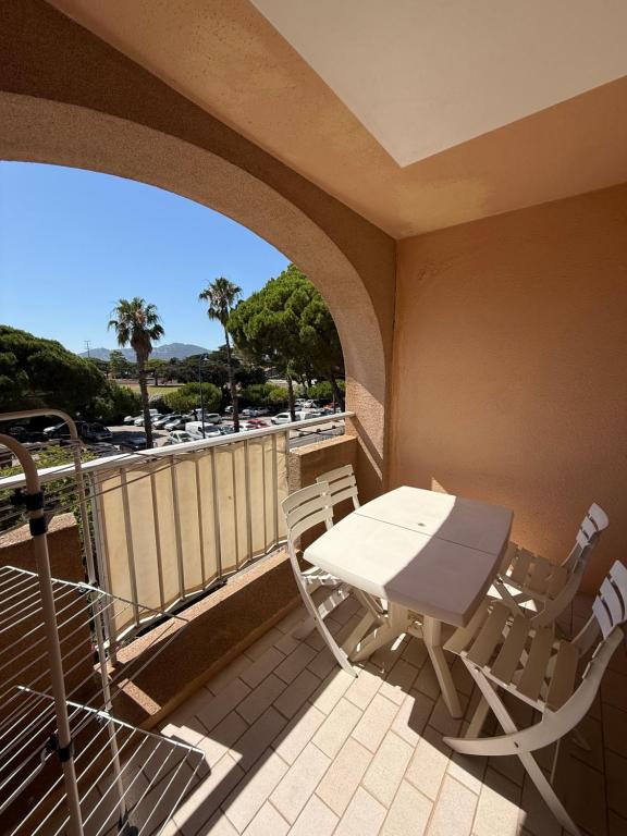 Appartement Port de Hyères 4 personnes, Hyères (preços atualizados 2026)