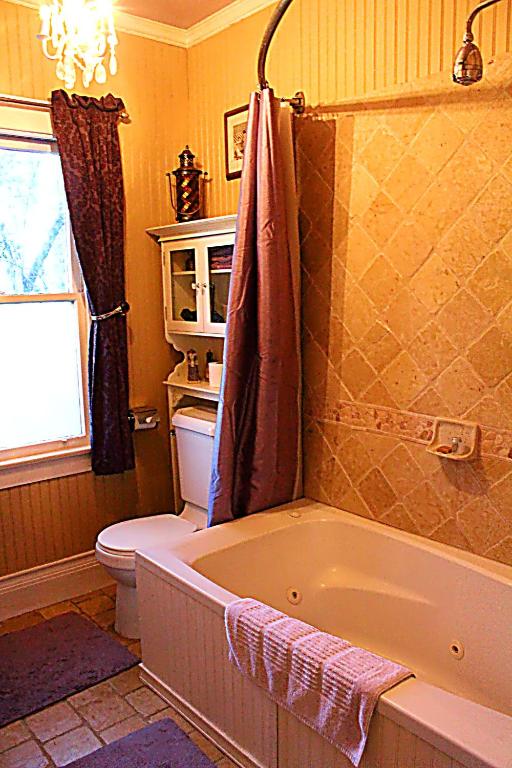 Glenmorey Country House - Placerville, CA