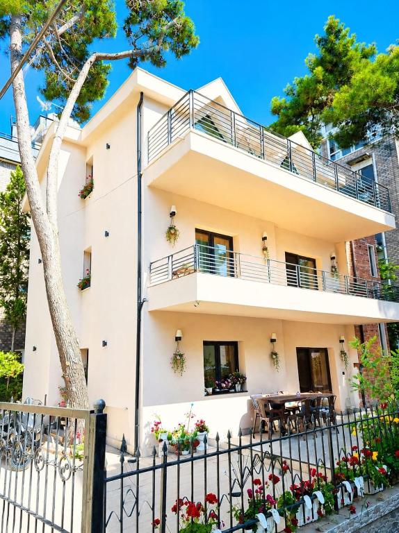 DON Villa House, Golem (updated prices 2026)