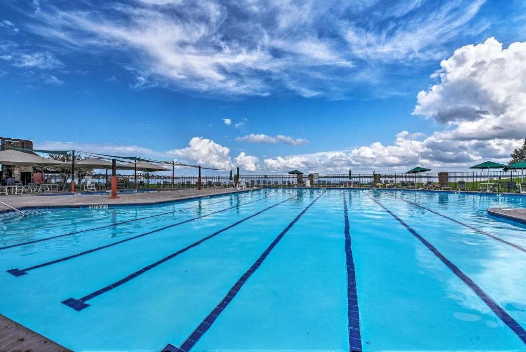 Unit w/ Patio & Resort Perks! Walk to Lake Conroe, Montgomery (precios ...