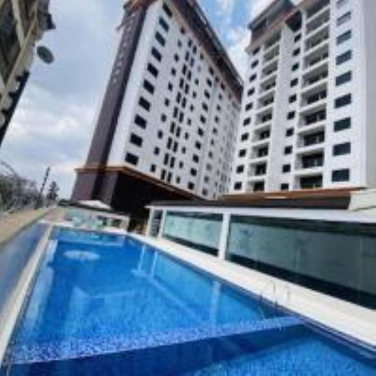 Beautiful modern retreat residencies with heated swimming pool ,fully ...