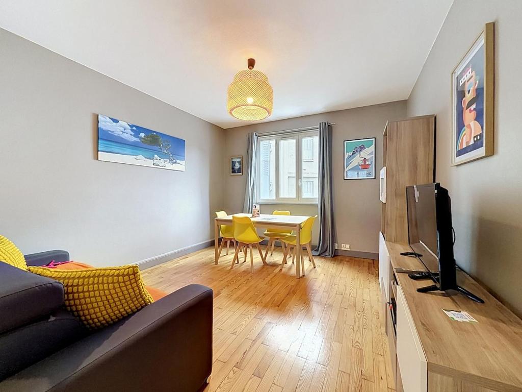 Grand T4 Centre-ville 8 pers Jardin Lecoq, Clermont-Ferrand ...