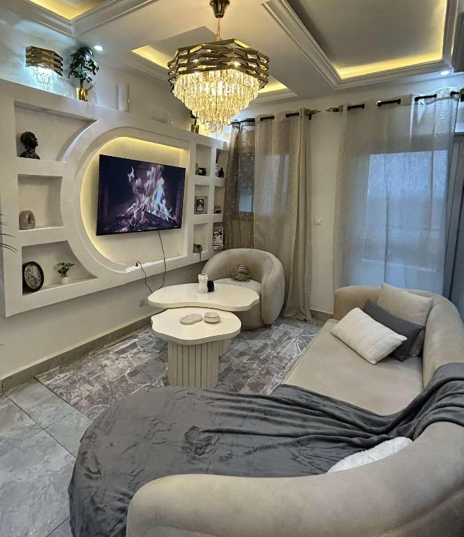 Appartement Moderne haut standing avec Netflix IPTV et Wi-Fi Starlink ...