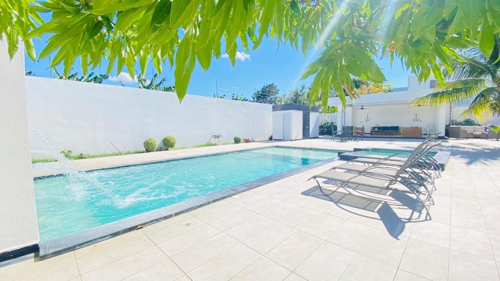 Private Paradise with Pool, Event Area and BBQ, Santiago de los ...