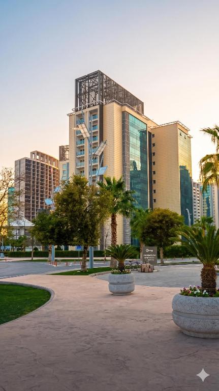 Panoramic Vista Modern Luxe City&Park View Studio, Erbil (prezzi ...