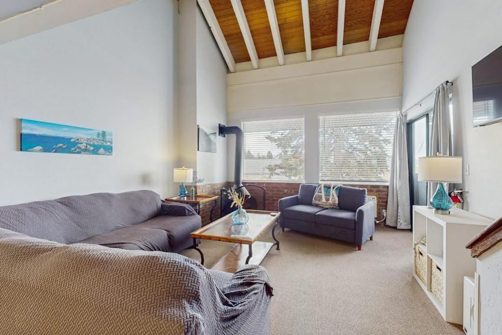 Experience Laid-back Mountain Living at this Townhome w Beach Pool and ...