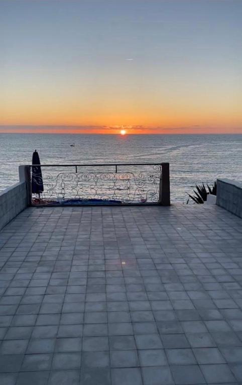 Beautiful waterfront house!, Bouznika (tarifs actualisés pour 2026)