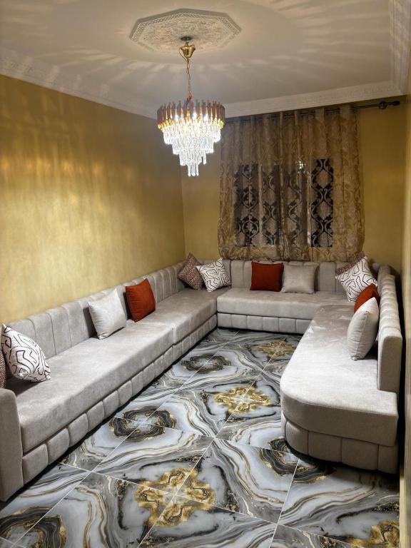 Lovely fully equipped apartment - 5 people, Mohammedia (prezzi ...