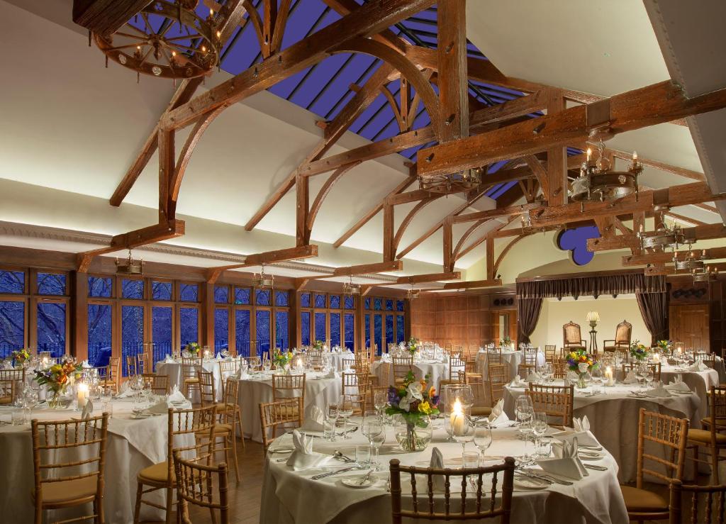 Crossbasket Castle Hotel & Restaurant, High Blantyre (updated prices 2025)