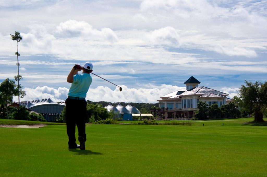 Eastwood Valley Golf & Country Club, Miri (updated prices 2025)
