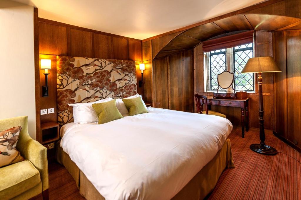 Amberley Castle- A Relais & Chateaux Hotel, Amberley (updated prices 2025)