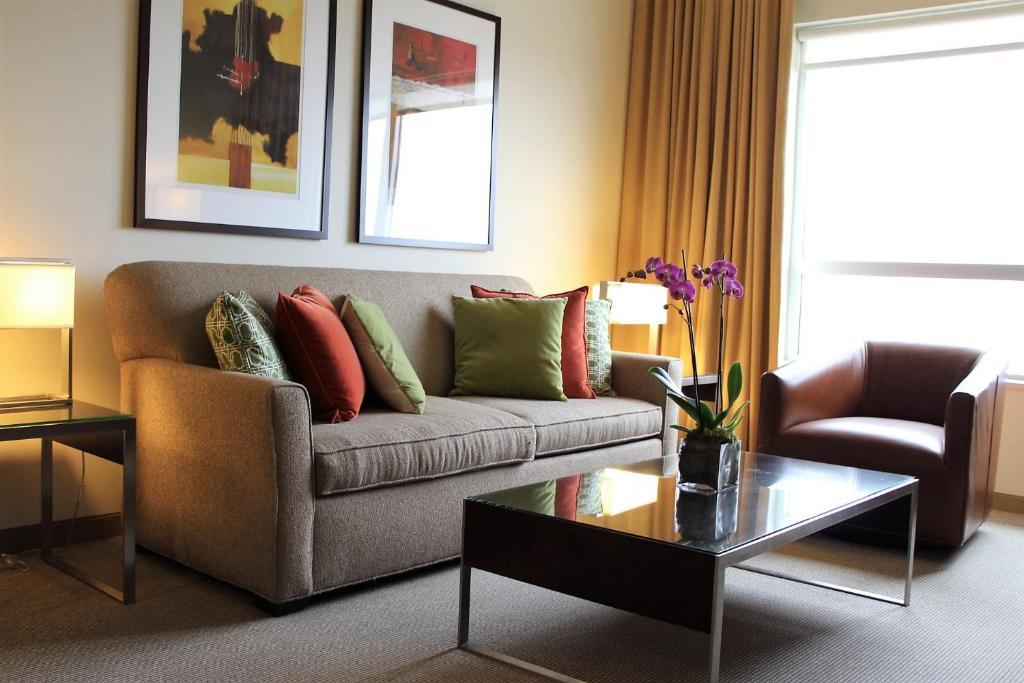 I Hotel and Illinois Conference Center - Champaign, Champaign (updated ...