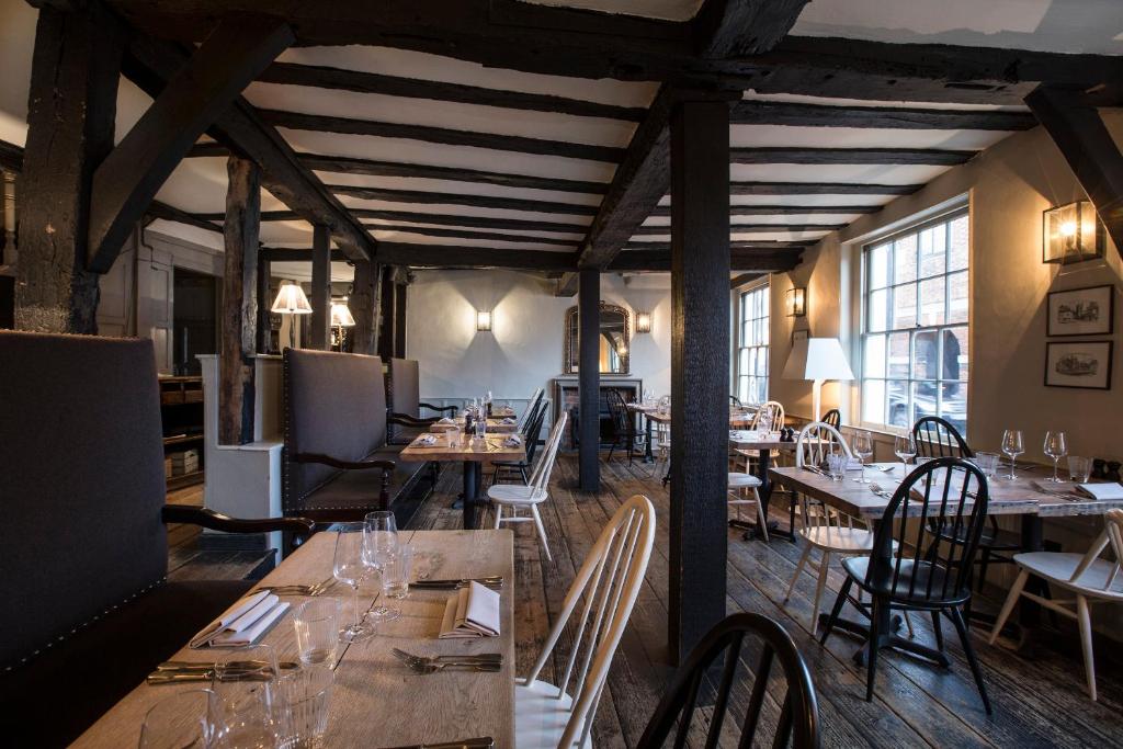 The Crown, Amersham (updated prices 2025)