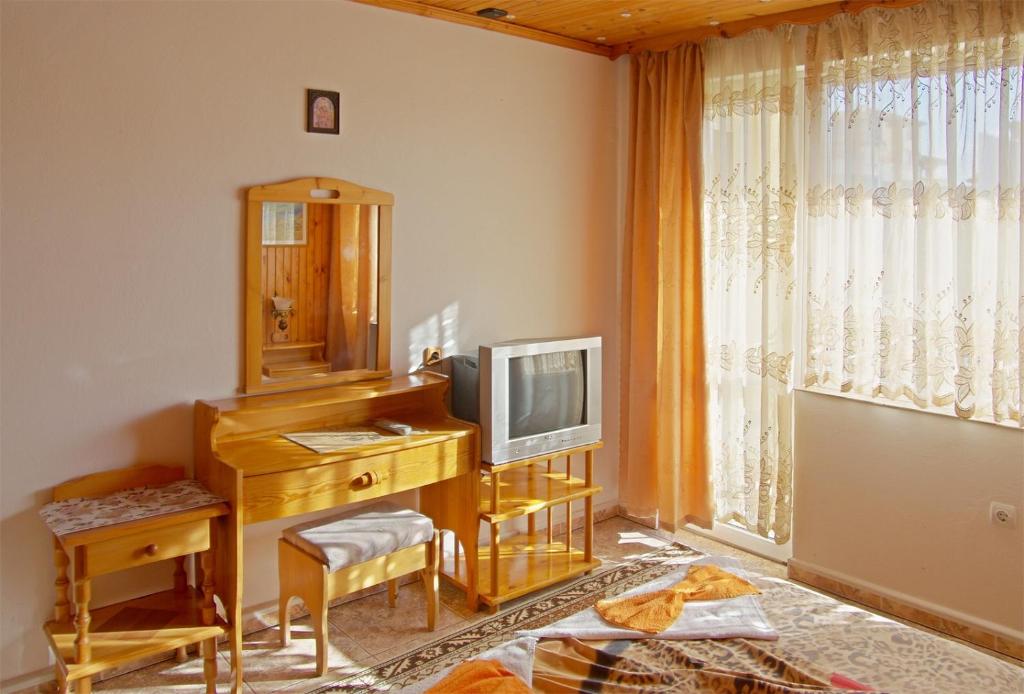 Violeta 7 Guest House, Nesebar, Bulgaria - Booking.com