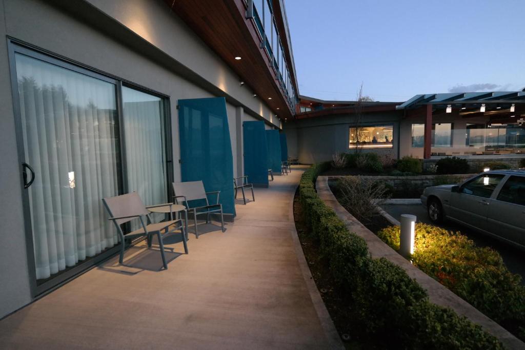 Qualicum Beach Inn, Qualicum Beach (updated prices 2025)