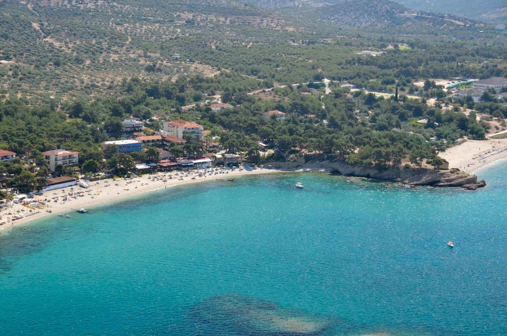 Thassos Hotel, Pefkari (updated prices 2026)