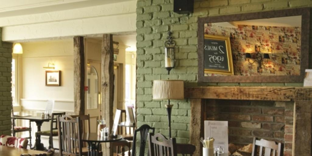 Raven Hotel by Greene King Inns, Hook (updated prices 2025)