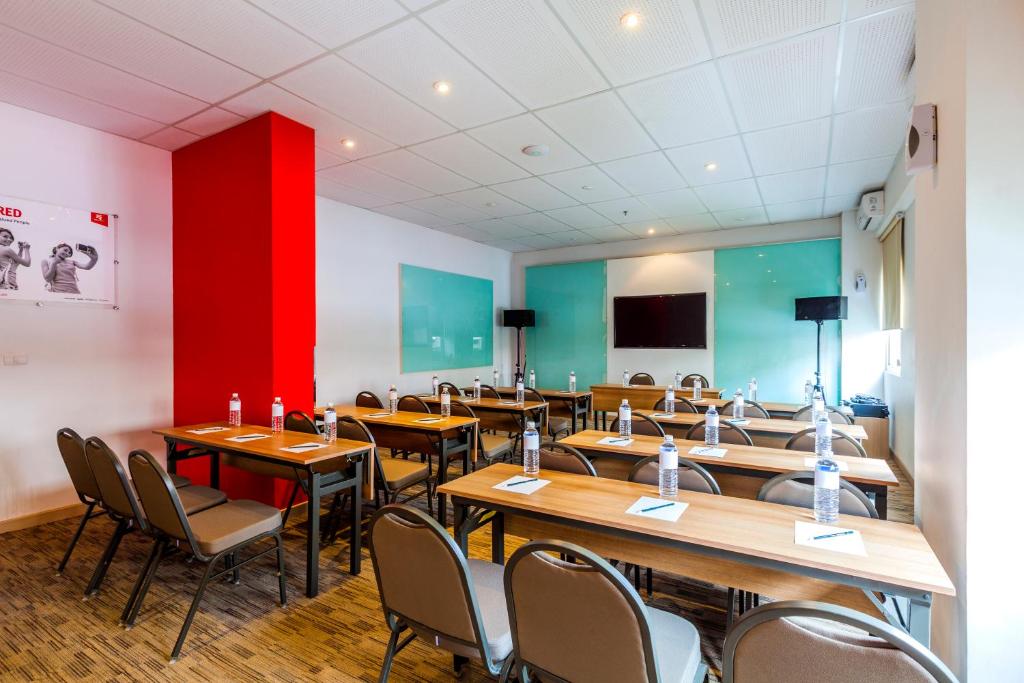 Monoloog Hotel Pekanbaru, Pekanbaru – Updated 2023 Prices