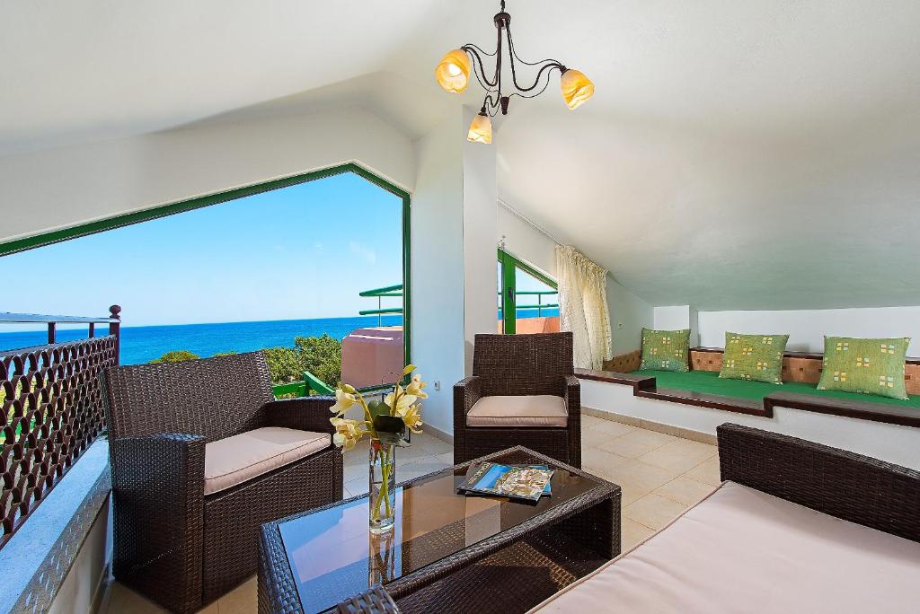 Beachfront Villa Rhodes SeaShell, Gennadi (updated prices 2025)