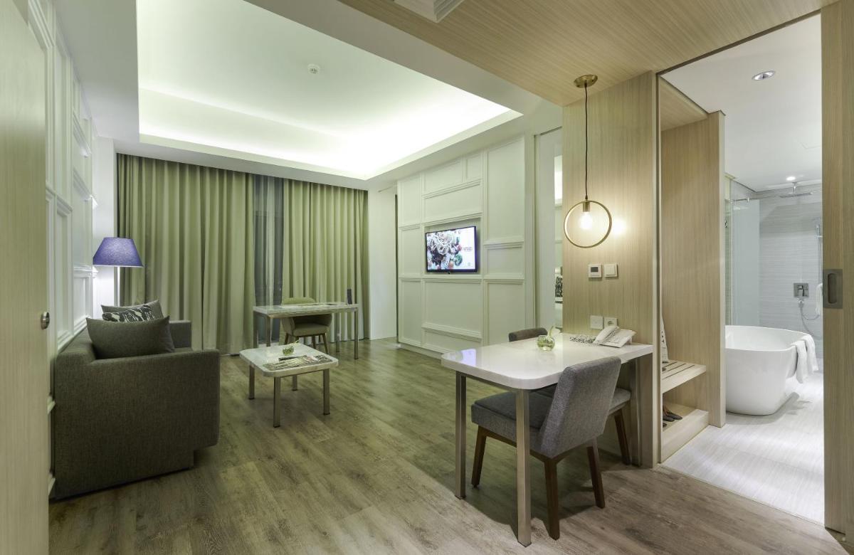 HARRIS Vertu Hotel Harmoni - Jakarta