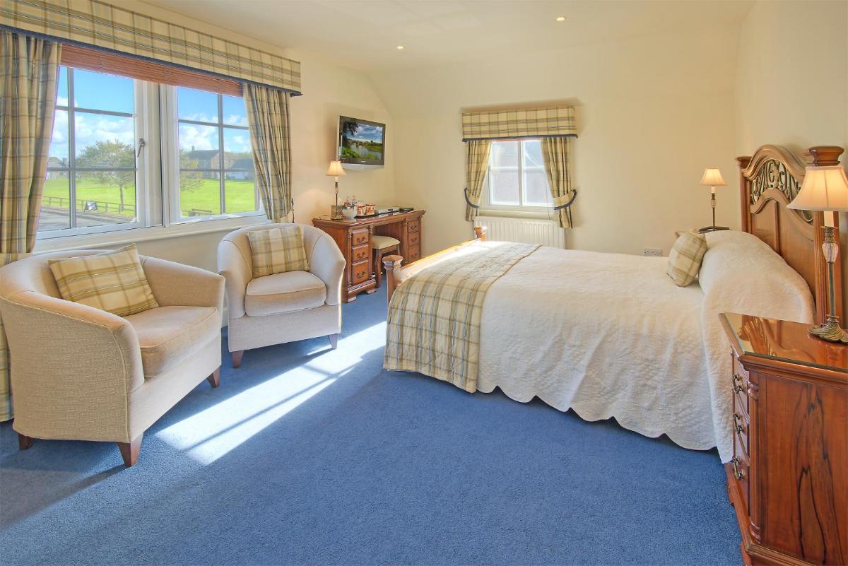 The Wheatsheaf Hotel and Restaurant | Hotel in Swinton, United Kingdom