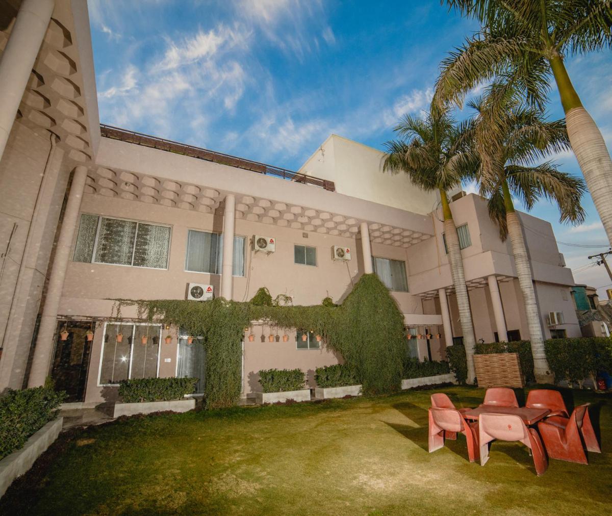 VIP House | Guest House in Peshawar, Pakistan