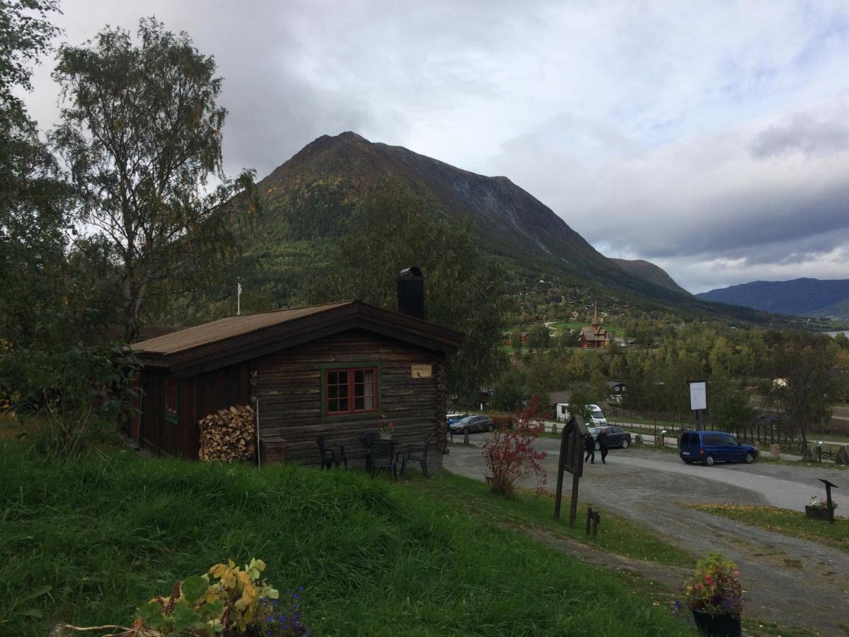 Fossheim Steinsenter- Solhell Cabin - Lom