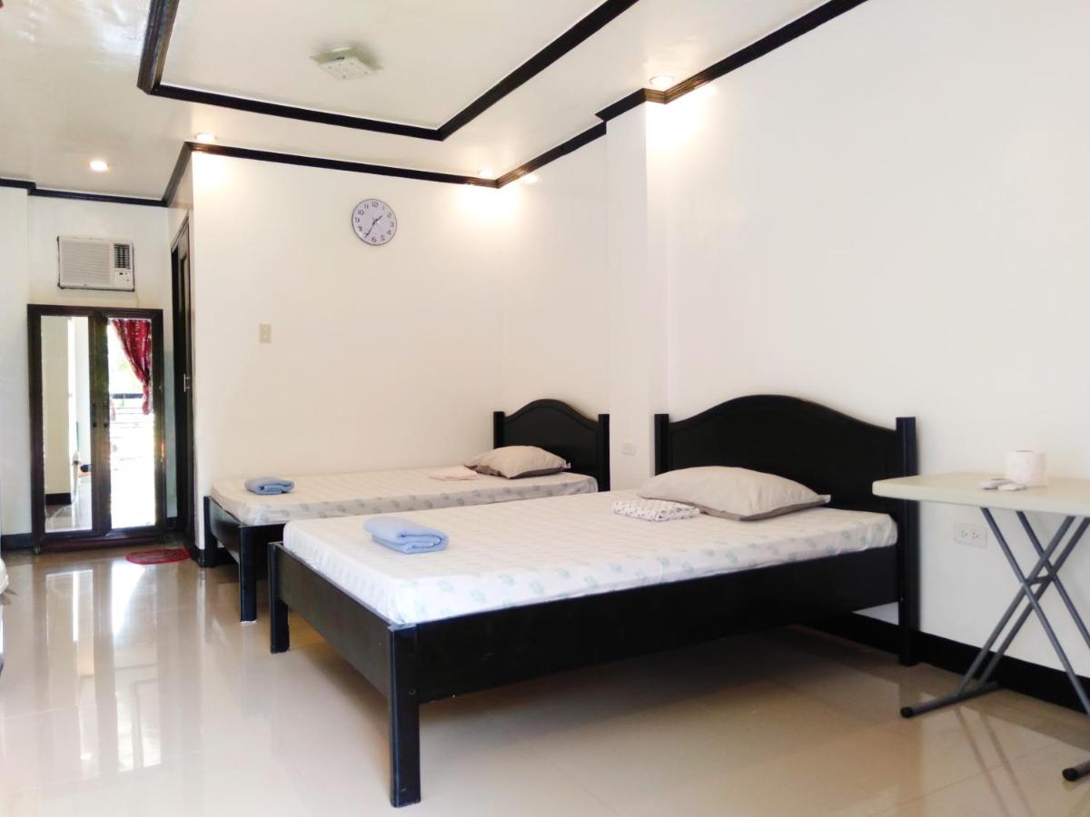 Strangers Inn&Bar - General luna