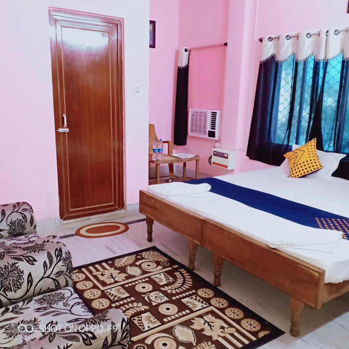 Hotel Gunjan | Hotel in Puri, India