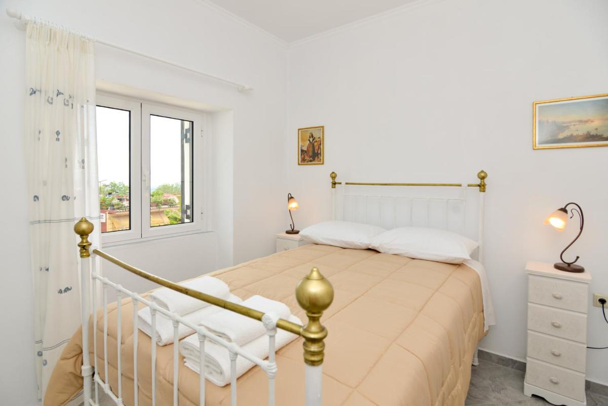 Corfu mountain house with panoramic sea view - Chlomós