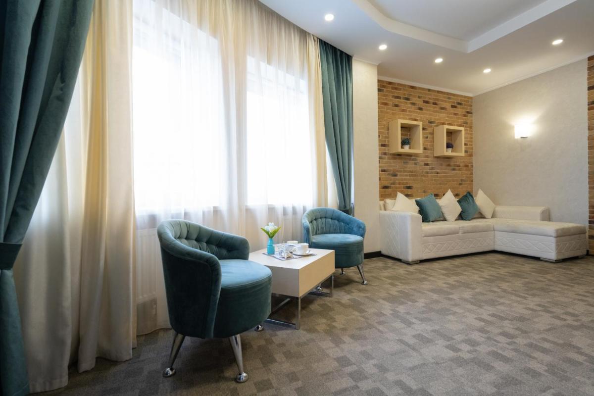 Iceberg Premium Hotel | Hotel in Staryy oskol, Russia
