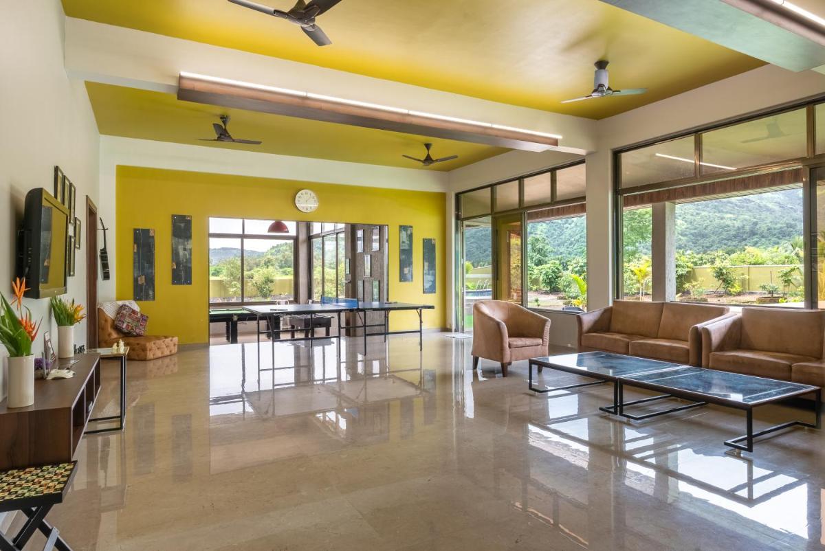 KINGSTON FARM KARJAT : 4BHK Luxurious Farm House with Private Swimming ...