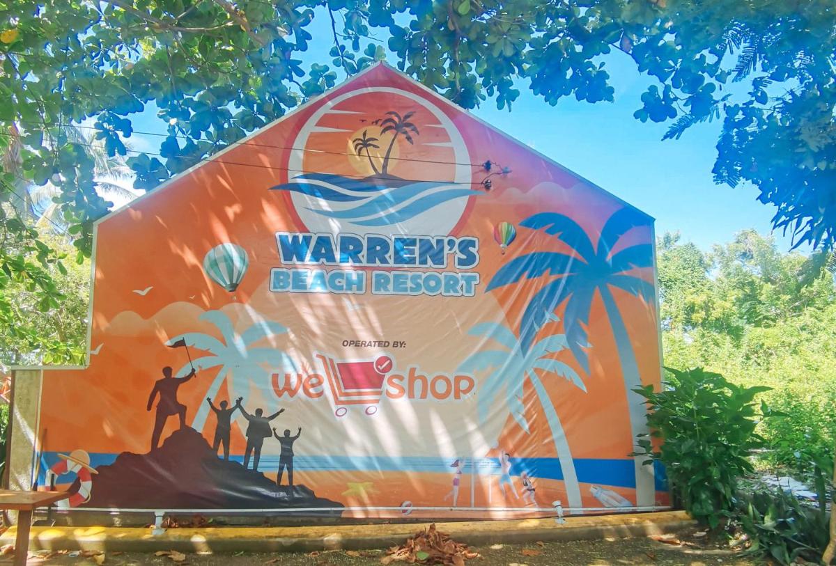 Warren's Beach Resort San Remigio | Hotel in Catadman, Philippines
