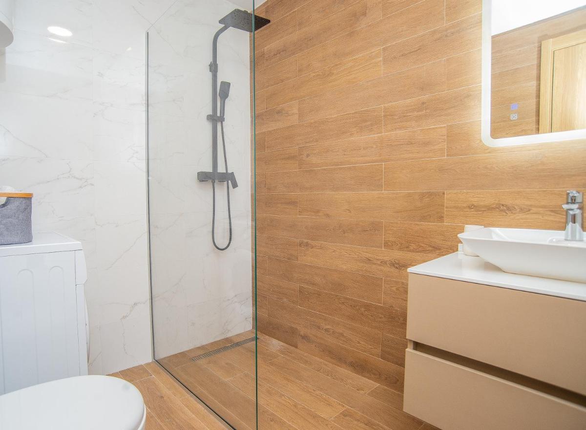 Stylish Two Bedroom Apartment at Ljubovic-Hill Park - Podgorica