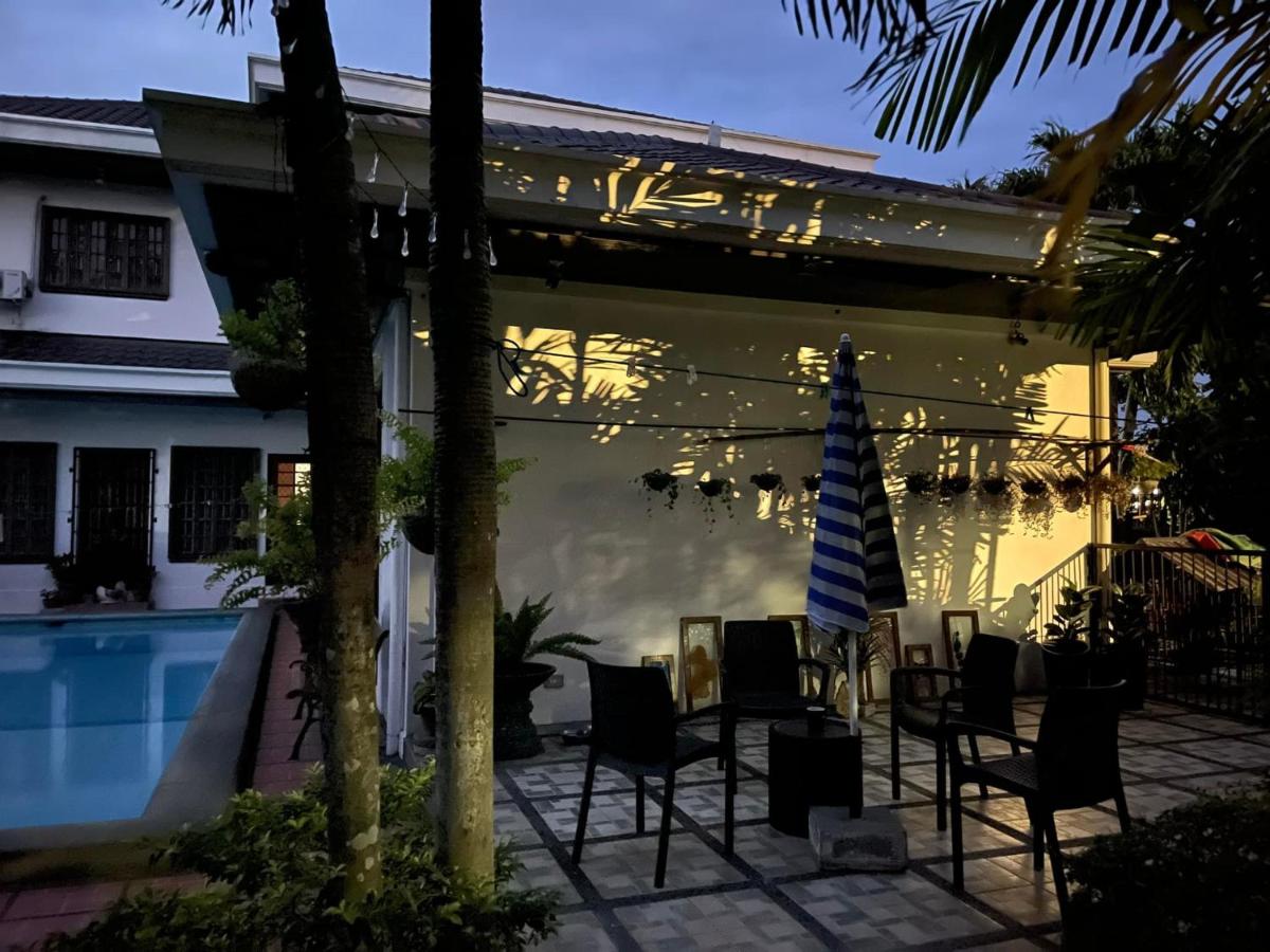 Chillax Private Resort - SuiteTrails