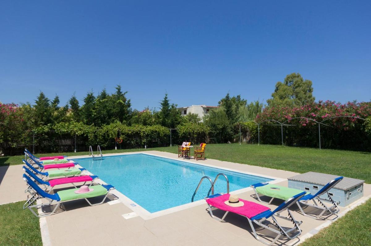 Stafili by Plus | Villa in Caricamento in corso..., Greece