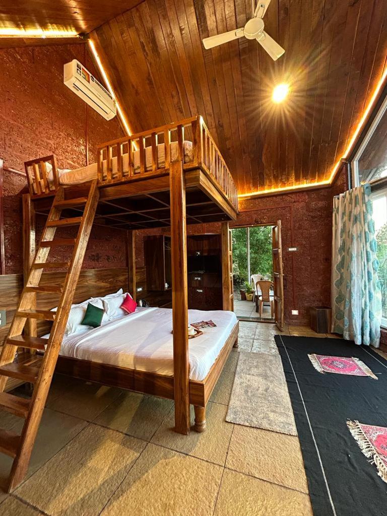 Holygram Krushi Paryatan - Panchgani