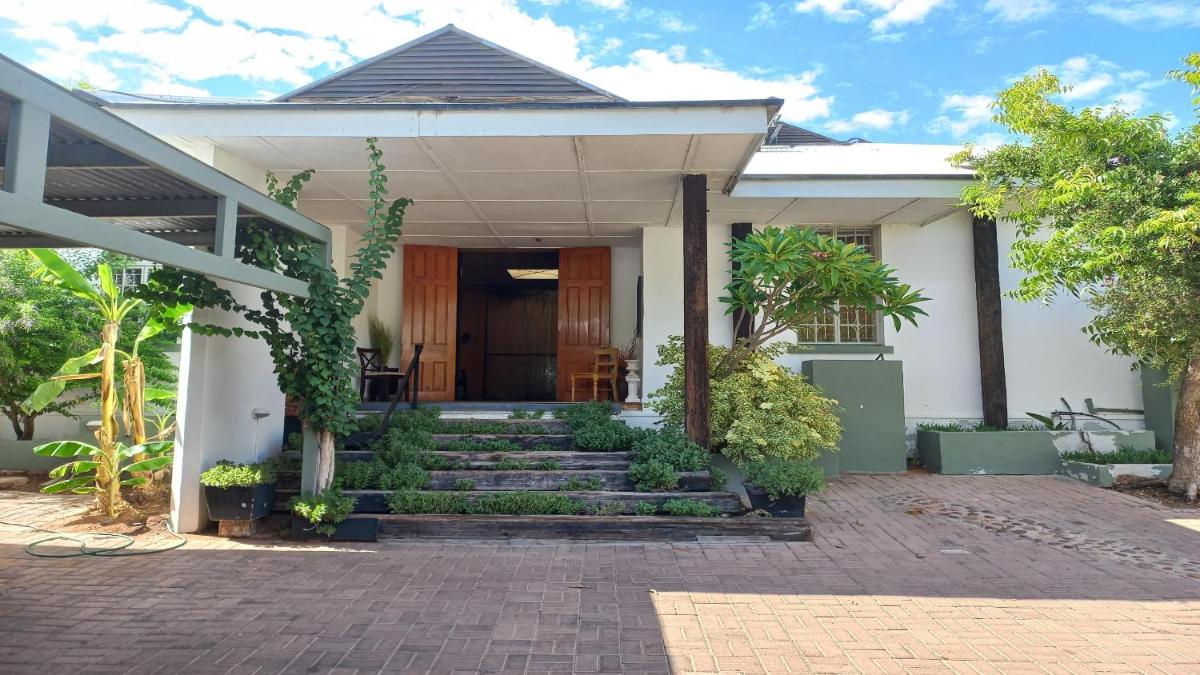 Bains House - Upington