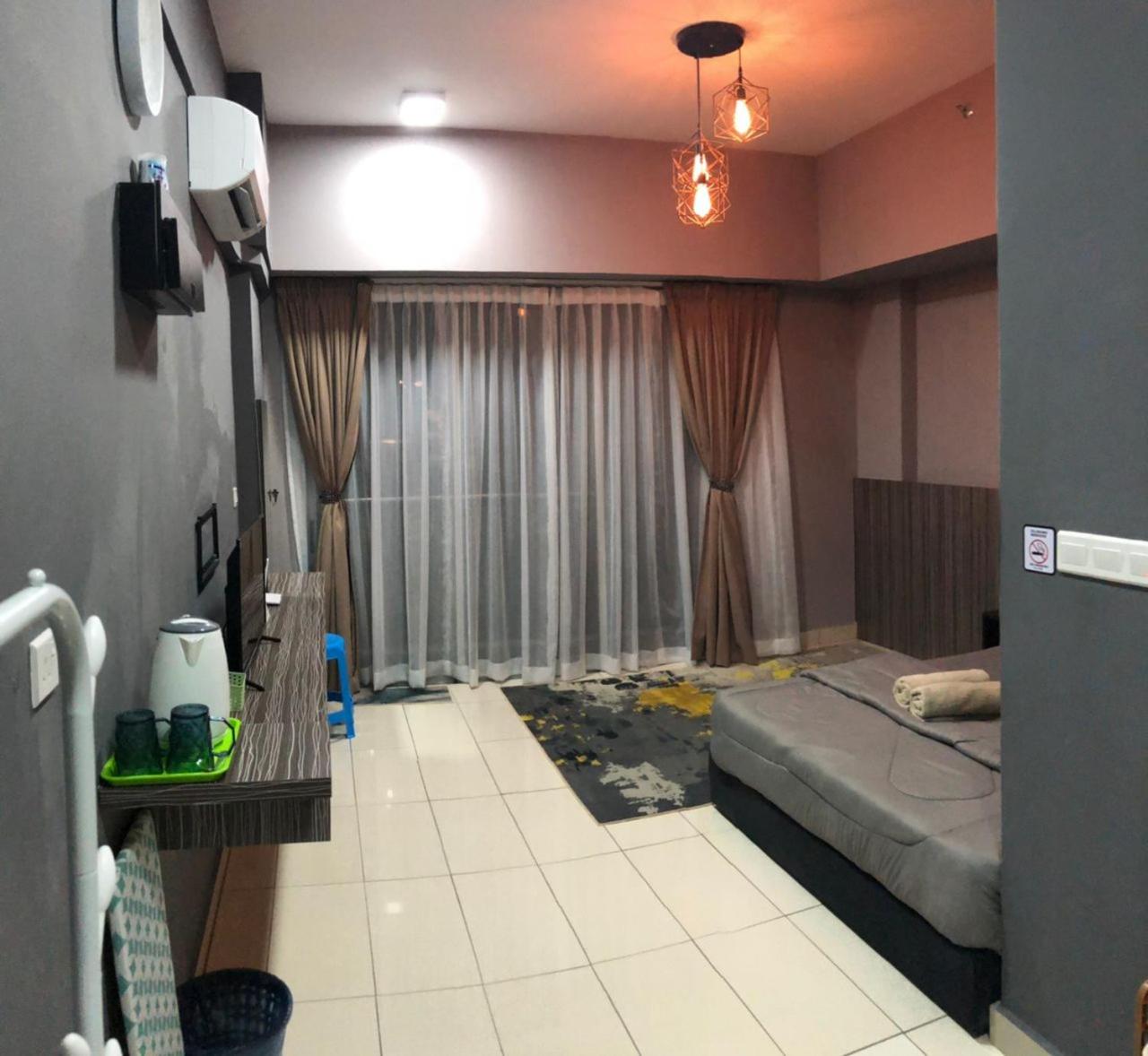 ADIRA STUDIO - Housity