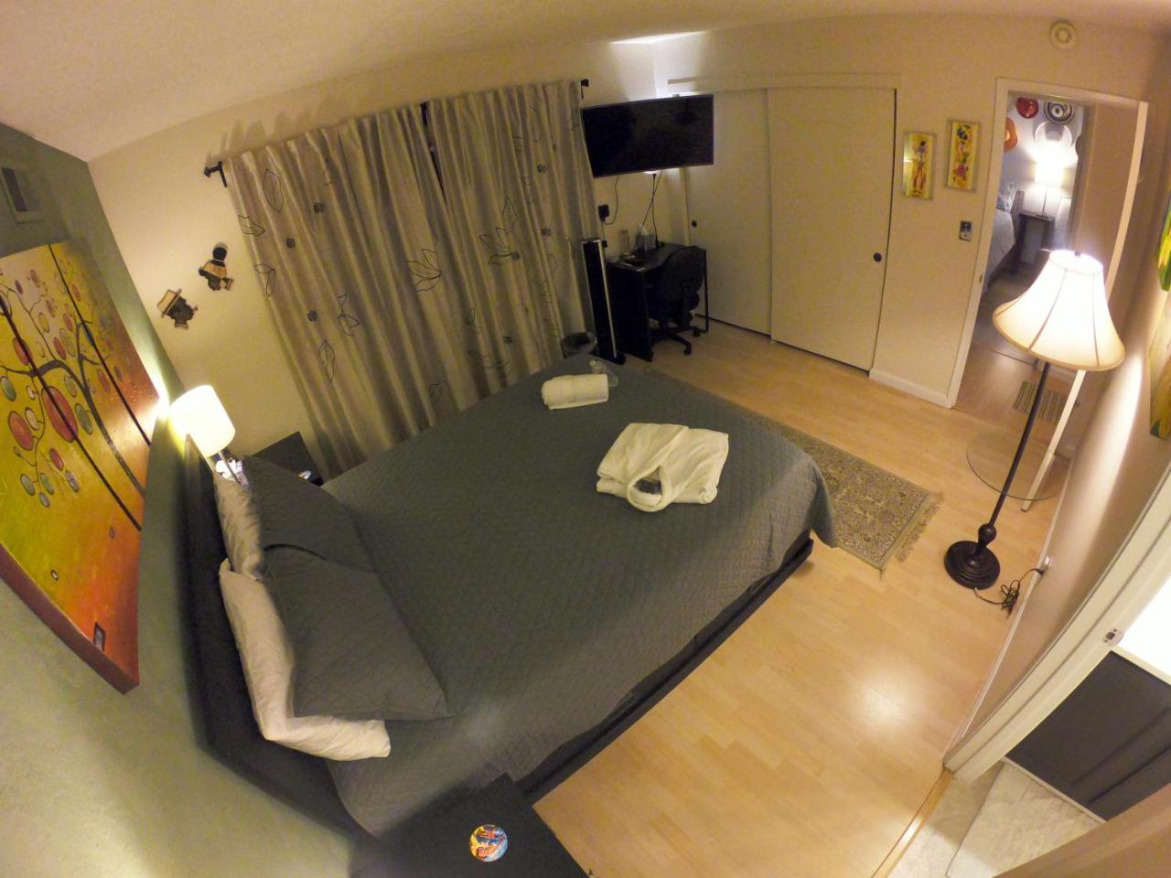 Cloud House Indoor Heated Pool & Jacuzzi | Holiday Home in Foster city ...