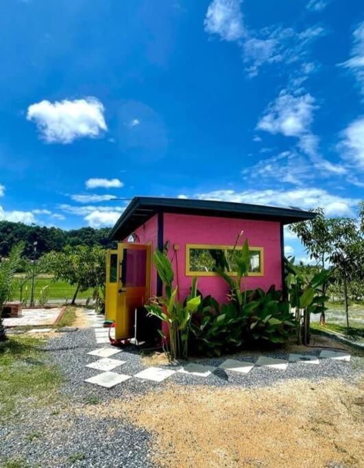HOMESTAY KEBUN MANGGA HARUMANIS WAN PA (CHE LIAN) - Housity HOMESTAY KEBUN MANGGA HARUMANIS WAN PA (CHE LIAN) - Housity