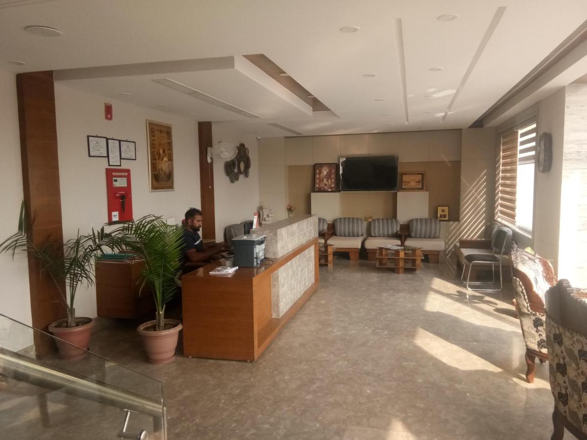 17 Resorts In Nahan