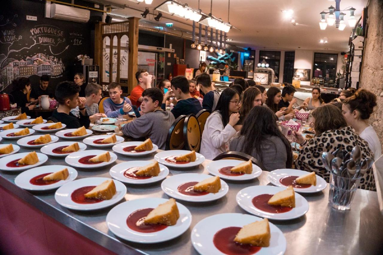 Nice Way Porto Hostel | Top-Rated Hostel in Porto, Portugal