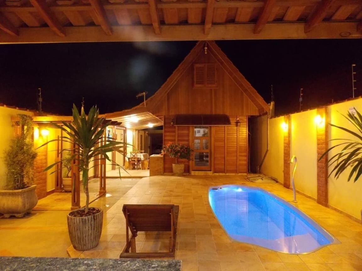 Chalé Paraíso com piscina em Brotas SP, Brotas