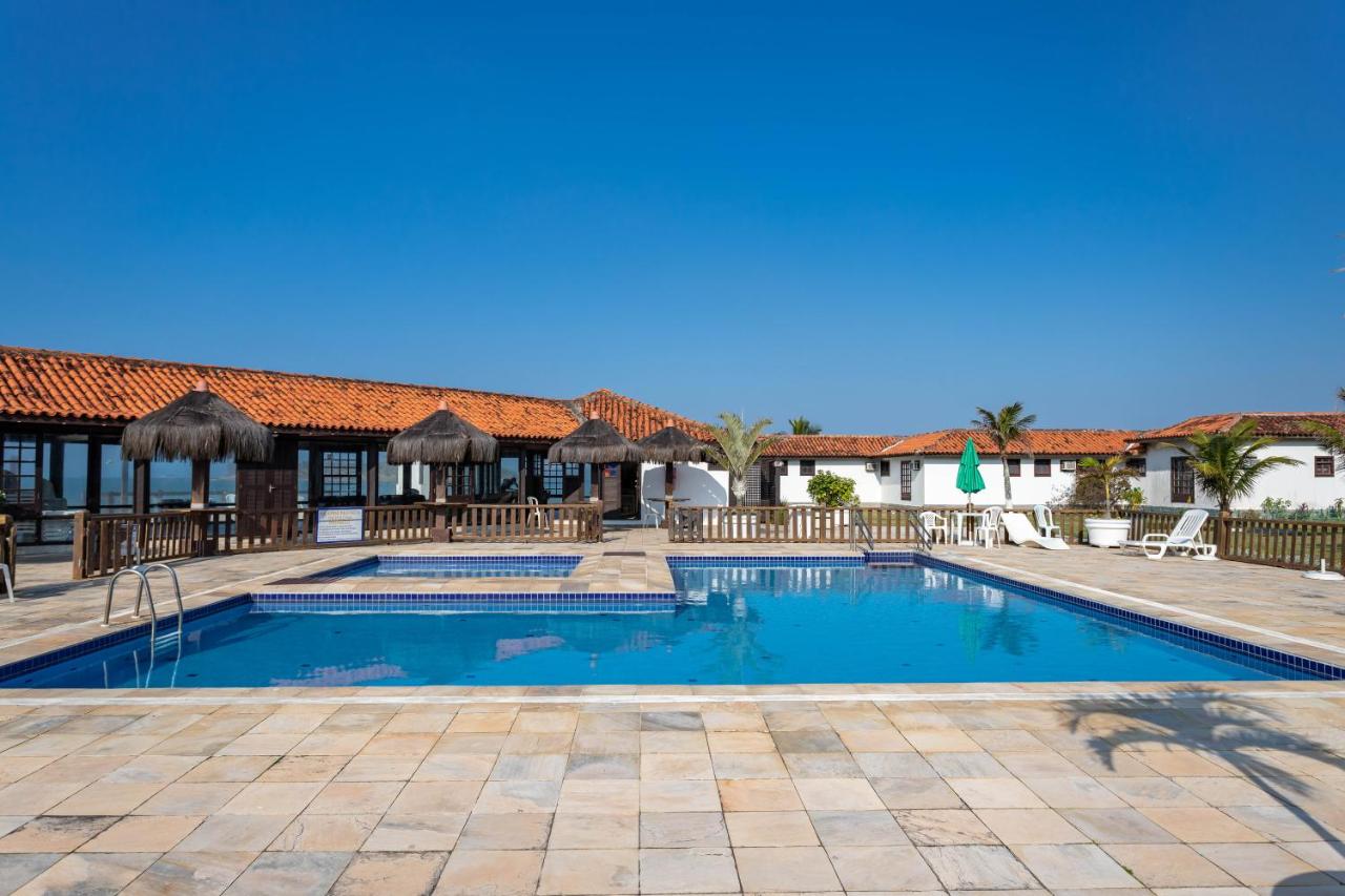 CONDOMÍNIO BUZIOS RESORT - PÉ NA AREIA - Casa 3 suites, Búzios