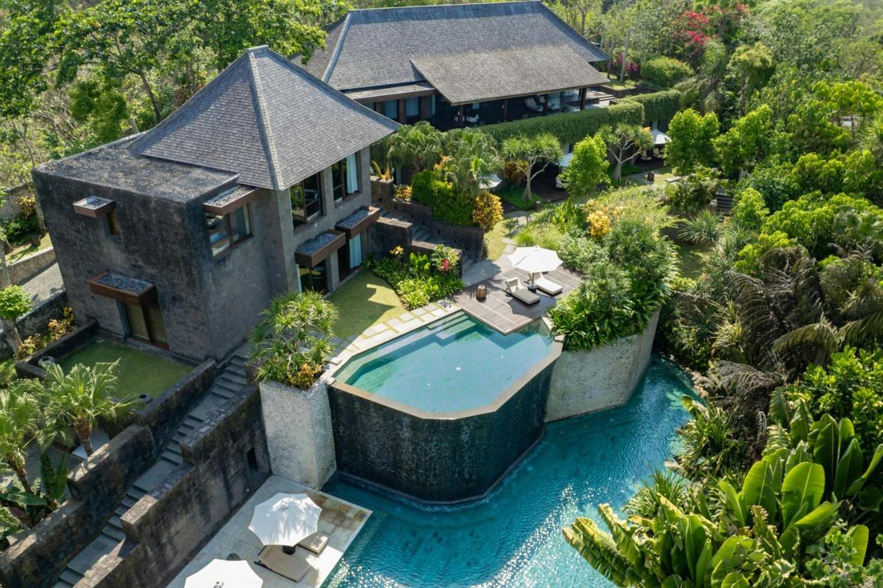 Uluwatu Resorts with Luxury Pool Villas in Bali